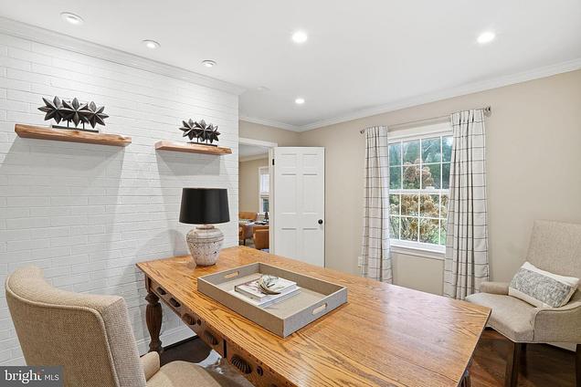 8436 Burning Tree Rd, Bethesda, MD 20817 | Estately 🧡 | MLS# MDMC2209536