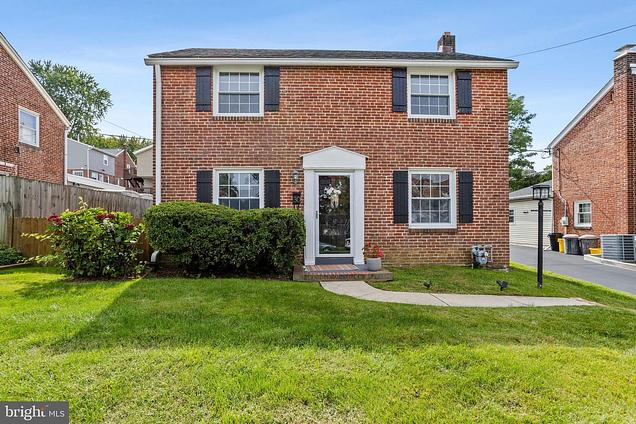 30 Wayne Ave, SPRINGFIELD, PA 19064 | Estately 🧡 | MLS# PADE2101740