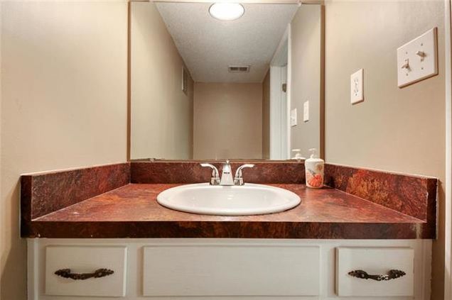 7812 Westridge Rd, Raytown, MO 64138 | Estately 🧡 | MLS# 2257904