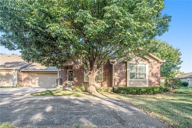 18665 W 158 Terrace #402, Olathe, KS 66062 | Estately 🧡 | MLS# 2405824