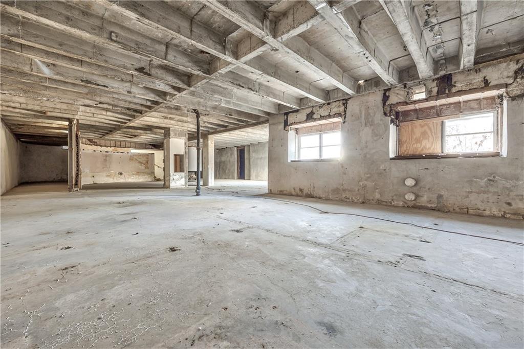 6505 State Line Rd, Kansas City, MO 64113 | Estately 🧡 | MLS# 2419317