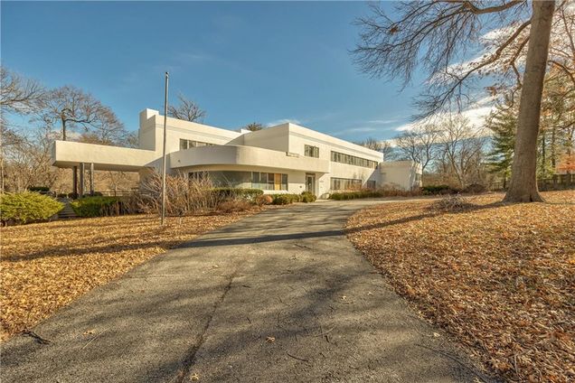 6505 State Line Rd, Kansas City, MO 64113 | Estately 🧡 | MLS# 2419317