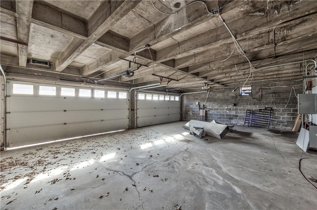 6505 State Line Rd, Kansas City, MO 64113 | Estately 🧡 | MLS# 2419317