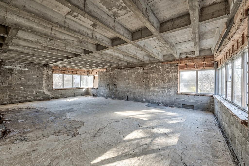 6505 State Line Rd, Kansas City, MO 64113 | Estately 🧡 | MLS# 2419317