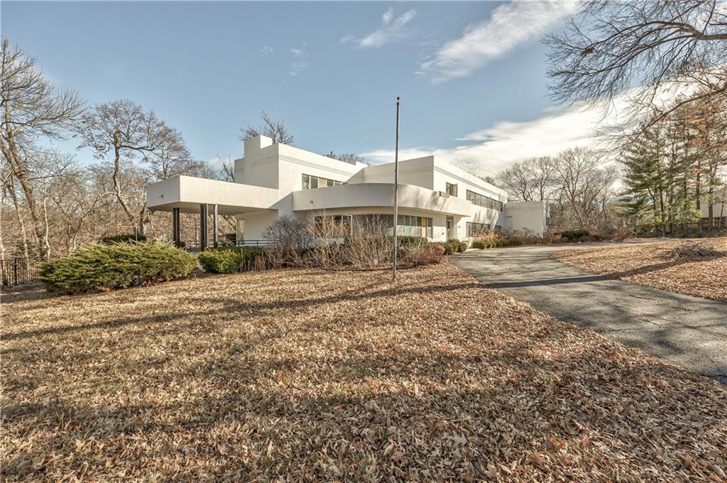 6505 State Line Rd, Kansas City, MO 64113 | Estately 🧡 | MLS# 2419317