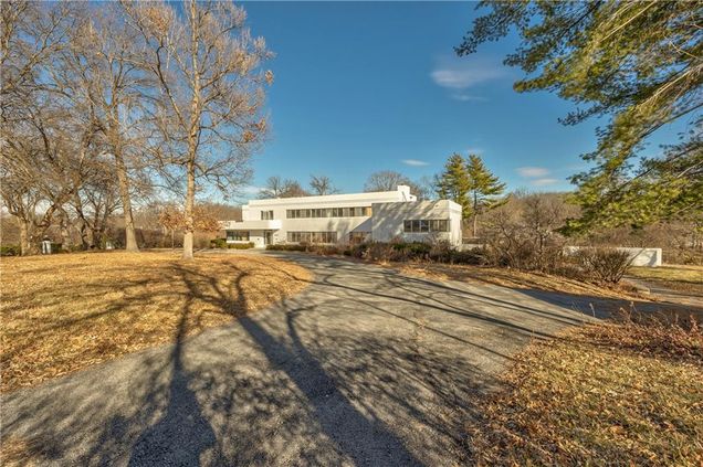 6505 State Line Rd, Kansas City, MO 64113 | Estately 🧡 | MLS# 2419317