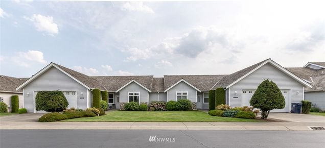 2248 James Cir #A & B, Lynden, WA 98264 | Estately 🧡 | MLS# 1873373