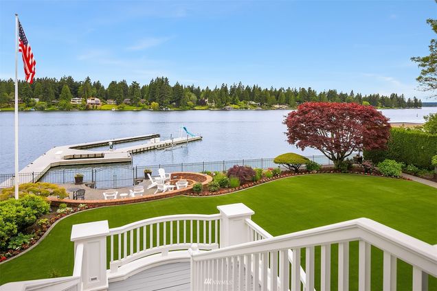 9011 NE 38th Pl, Yarrow Point, WA 98004 | Estately 🧡 | MLS# 1930038