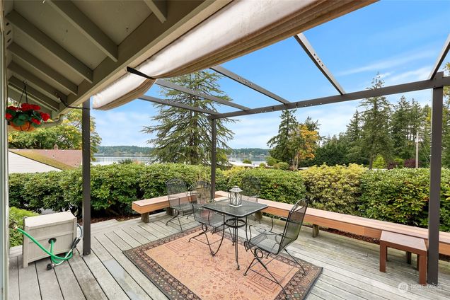 7043 Cooper Point Rd NW, Olympia, WA 98502 | Estately 🧡 | MLS# 2200034