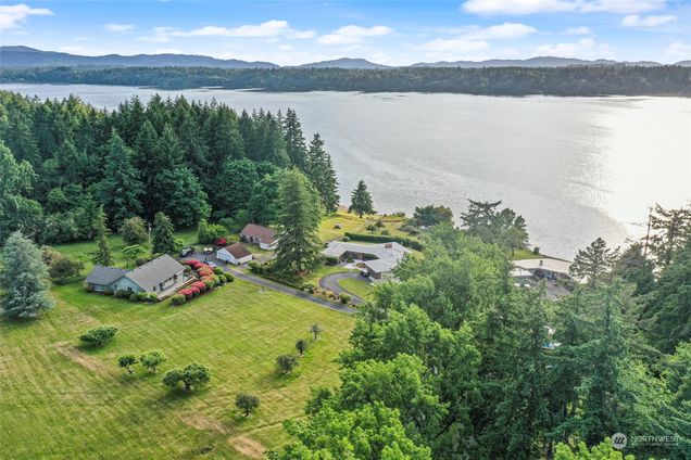 7043 Cooper Point Rd NW, Olympia, WA 98502 | Estately 🧡 | MLS# 2200034