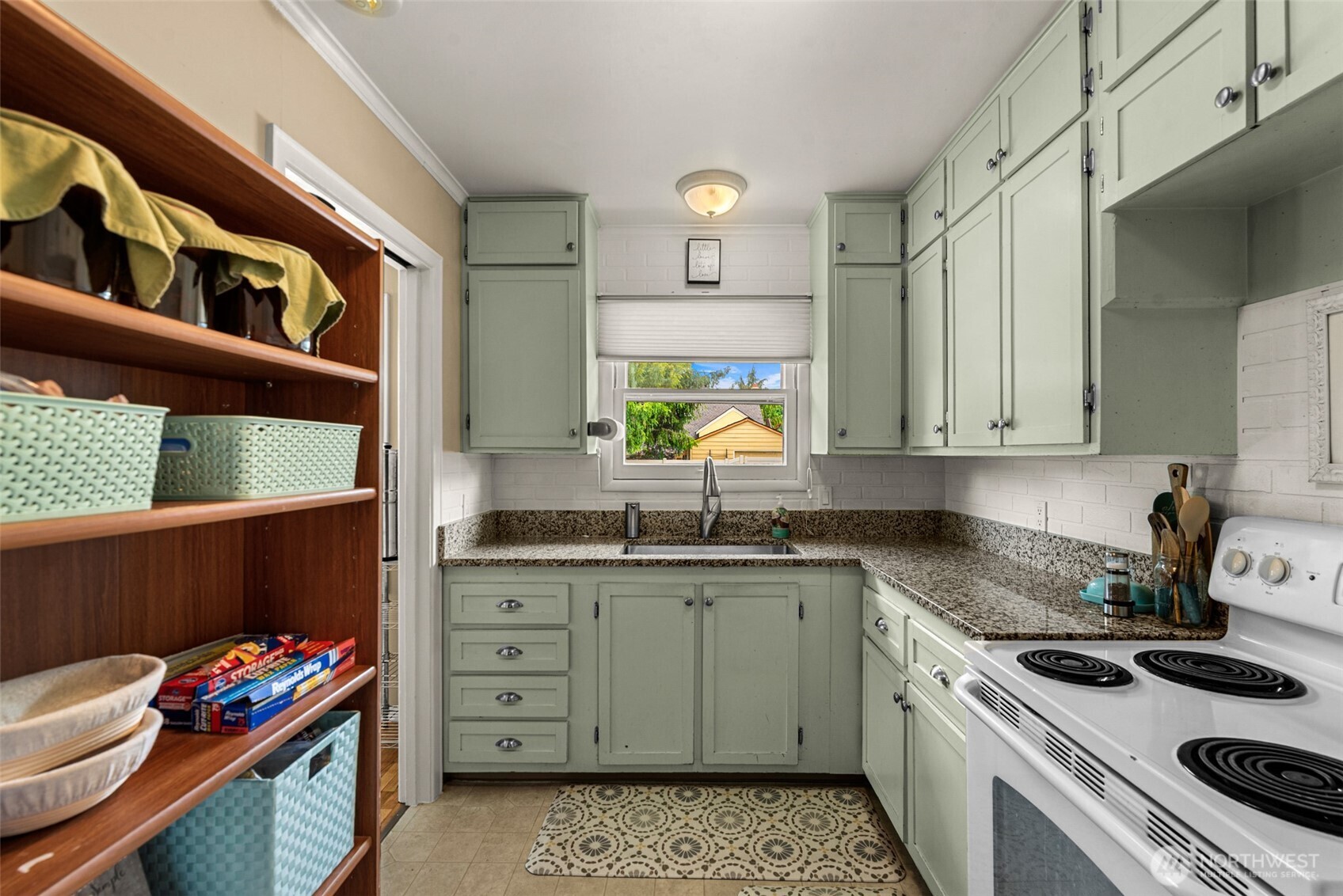1103 Jefferson St, Wenatchee, WA 98801 | Estately 🧡 | MLS# 2530603