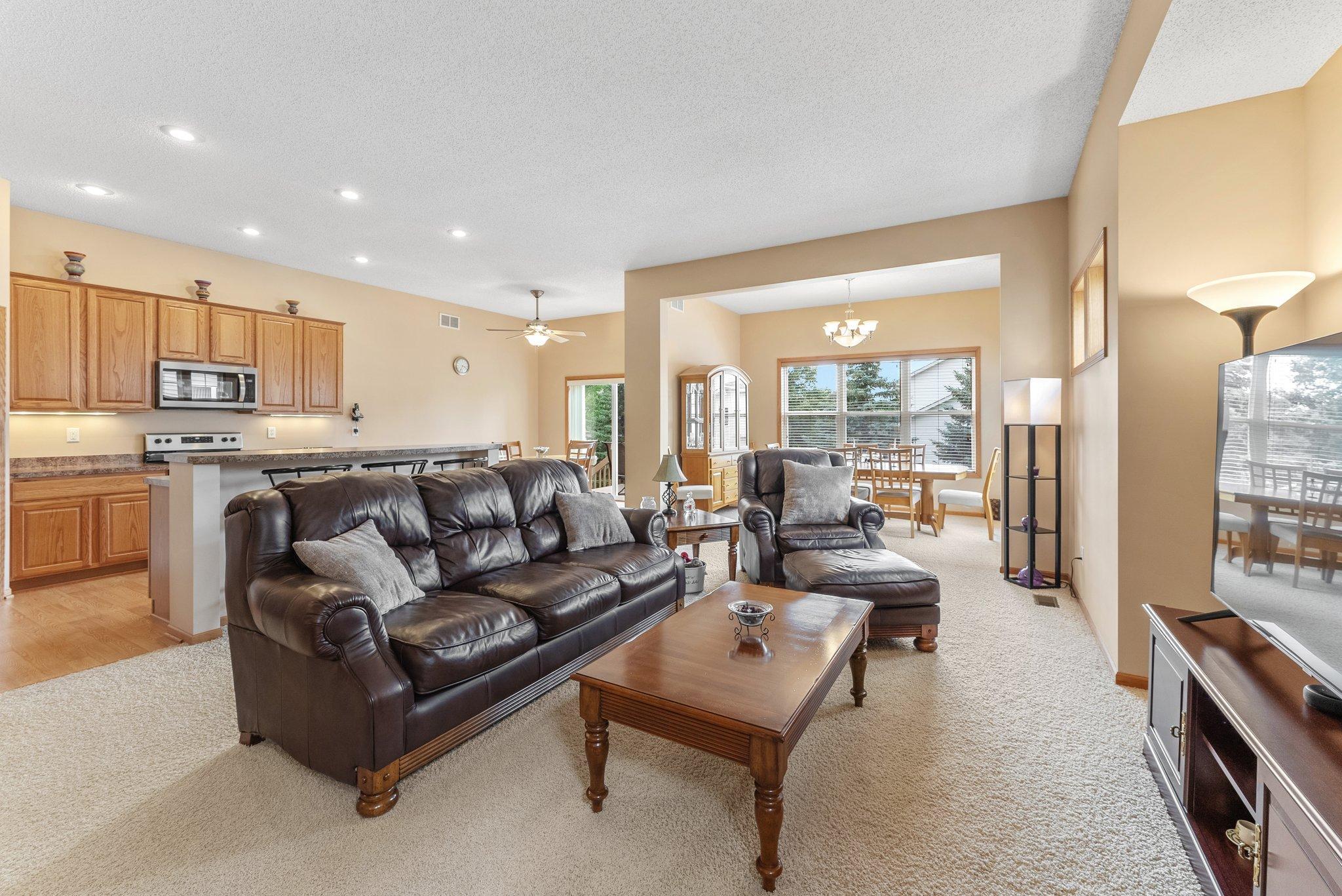 17233 Eagleview Dr, Lakeville, MN 55024 | Estately 🧡 | MLS# 6561058