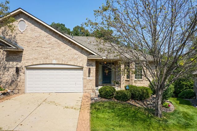 13009 Garvin Brook Ln, Apple Valley, MN 55124 | Estately 🧡 | MLS# 6588755