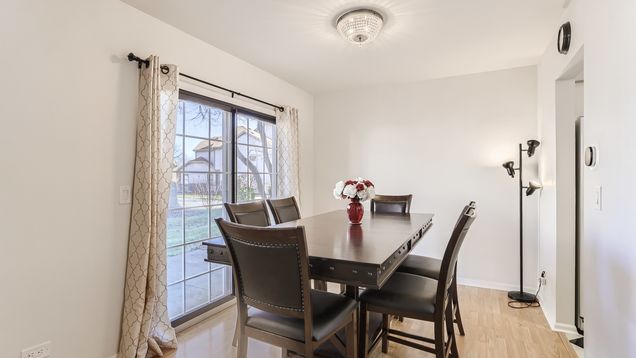 3135 N Daniels Ct, Arlington Heights, IL 60004 | Estately 🧡 | MLS# 11718069