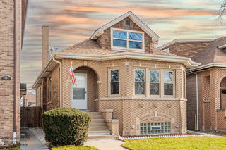 Illinois Single Family Houses for Sale - Estately