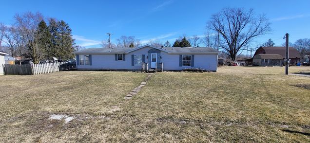 406 S NW St, Fisher, IL 61843 | Estately 🧡 | MLS# 11763446