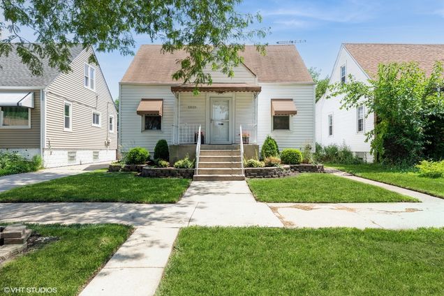 13121 S Muskegon Ave, Chicago, IL 60633 | Estately 🧡 | MLS# 12430983