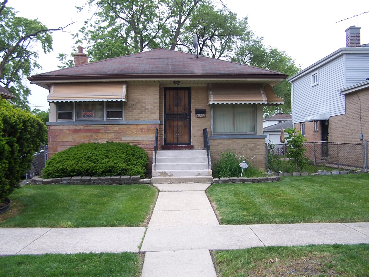 1924 S 15th Ave, Broadview, IL 60155 | Estately 🧡 | MLS# 12511233