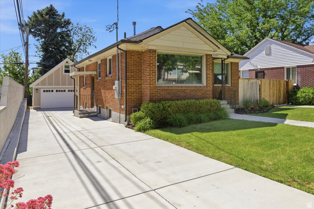 2254 S Texas St E, Salt Lake City, UT 84109 | Estately 🧡 | MLS# 2161241