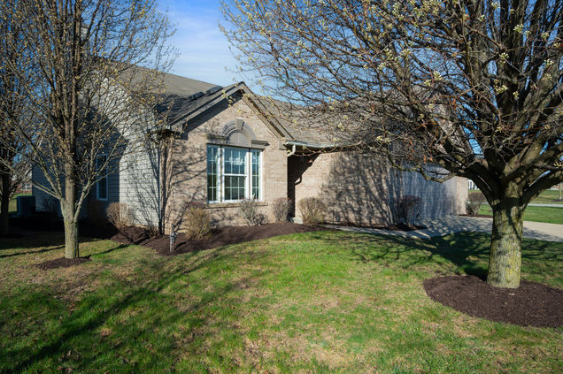 2322 Bainbridge Rd, Greenwood, IN 46143 | Estately 🧡 | MLS# 21969119