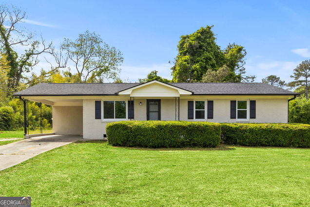 1554 E Mcintosh Rd, Griffin, GA 30223 | Estately 🧡 | MLS# 10285738