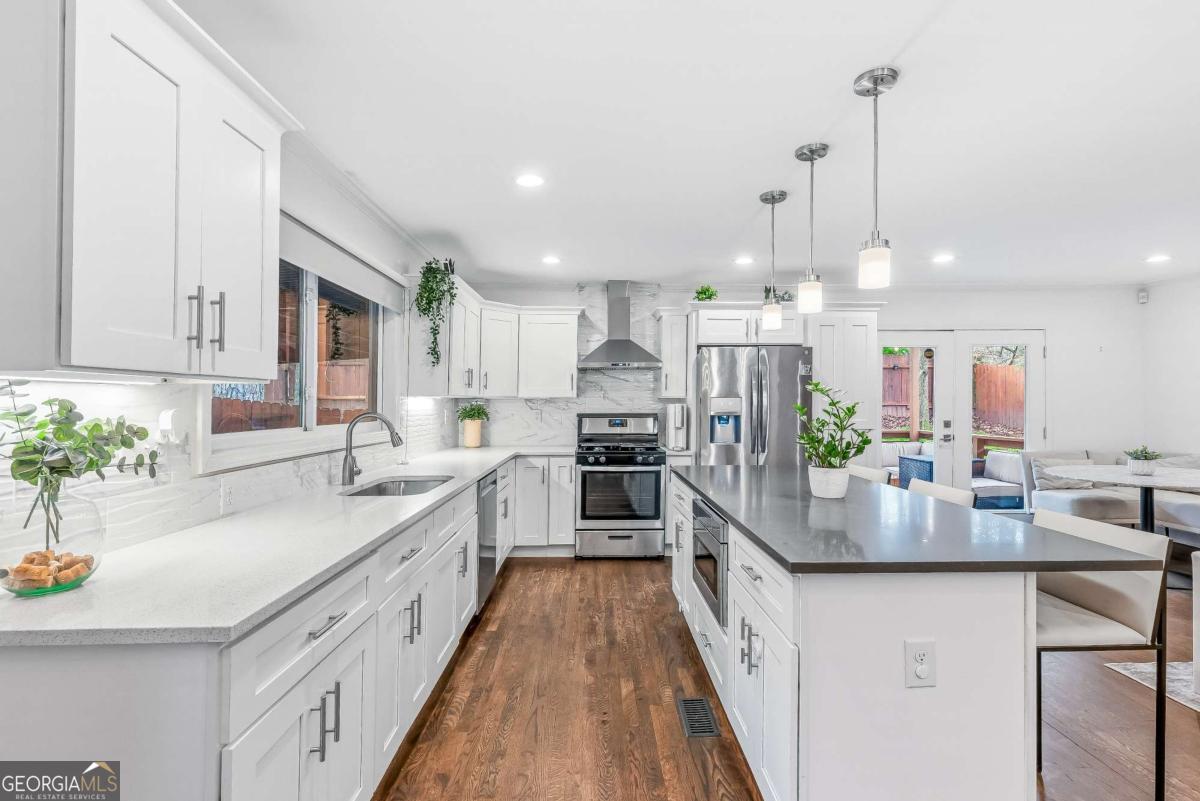 2002 Kenwood Pl SE, Smyrna, GA 30082 | Estately 🧡 | MLS# 10672677