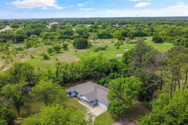 12340 Rendon Rd, Burleson, TX 76028 | Estately 🧡 | MLS# 20320572