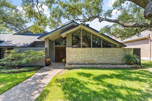 9328 Moss Farm Ln, Dallas, TX 75243 | Estately 🧡 | MLS# 20413618