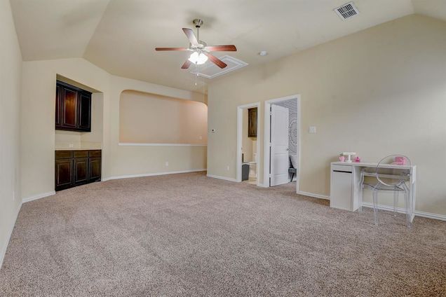 2951 Spring Lake Dr, Grand Prairie, TX 75054 | Estately 🧡 | MLS# 20561915