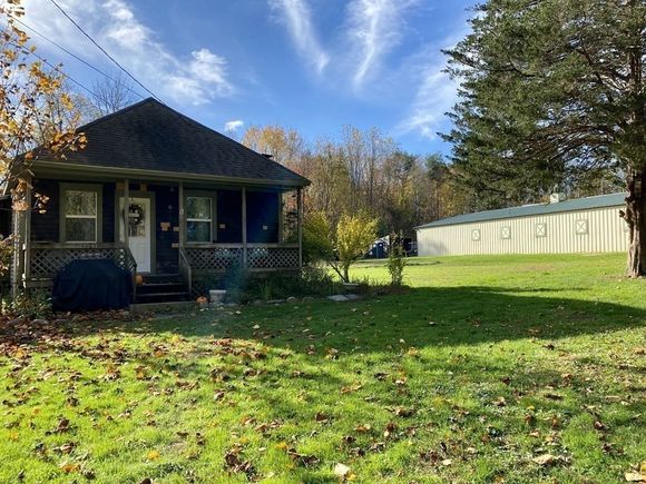 8 Robinson Rd, Rochester, MA 02770 | Estately 🧡 | MLS# 73062427