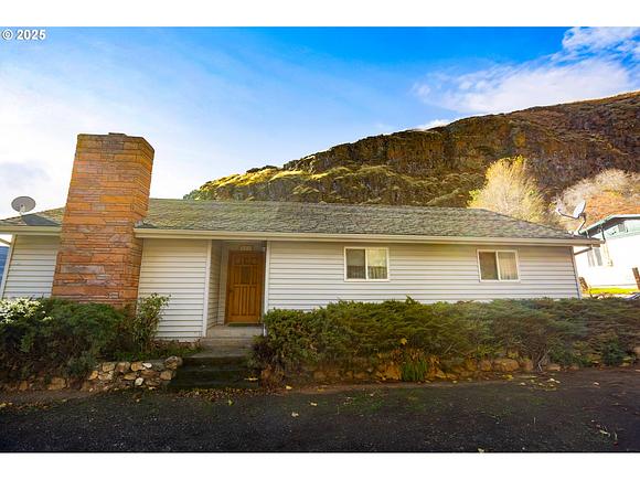 315 Coffield Canyon Rd, Wishram, WA 98673 | Estately 🧡 | MLS# 452242486