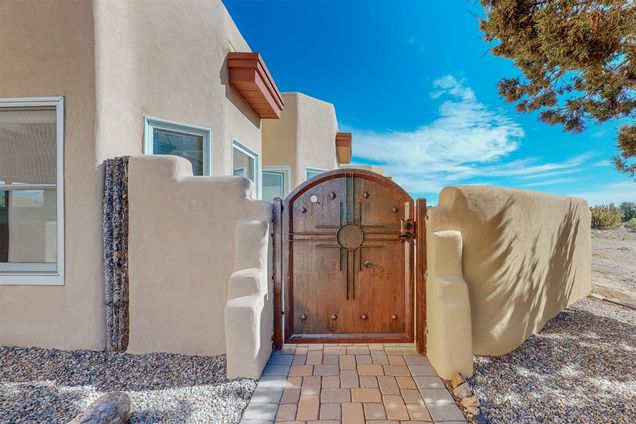 99 Encantado Loop, Santa Fe, NM 87508 | Estately 🧡 | MLS# 202400052