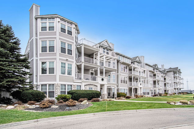 300 S Rath Ave, Ludington, MI 49431 | Estately 🧡 | MLS# 22049593