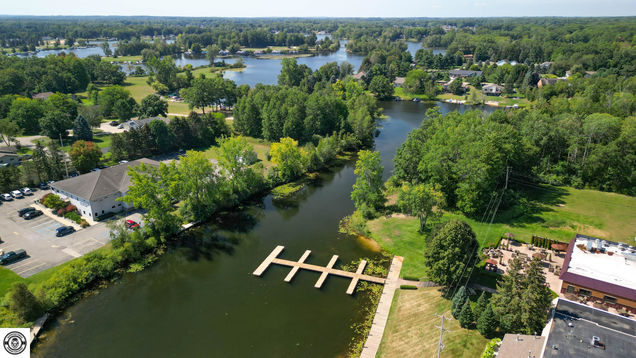 9205 White Pine Dr, Canadian Lakes, MI 49346 | Estately 🧡 | MLS# 24014056