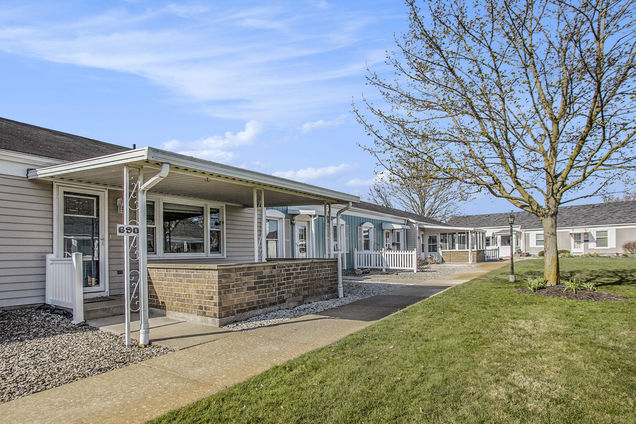 690 Village Ln, Jenison, MI 49428 | Estately 🧡 | MLS# 24017009