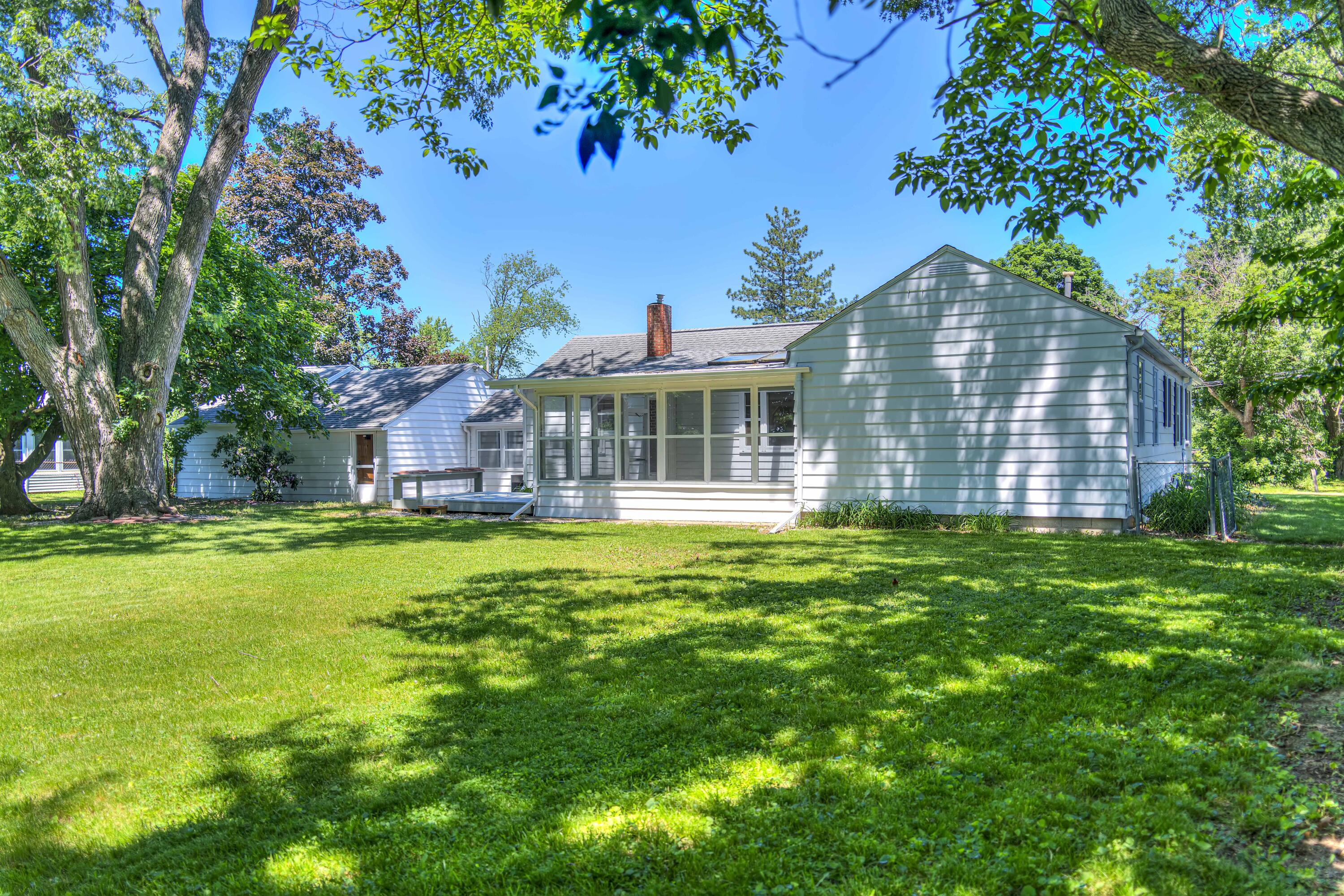 739 Royal Dr, Jackson, MI 49202 | Estately 🧡 | MLS# 24027278