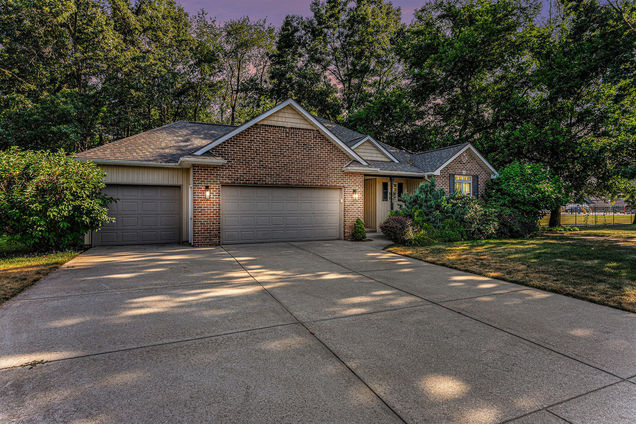 2140 Austin Shores Ave, Portage, MI 49002 | Estately 🧡 | MLS# 25036943