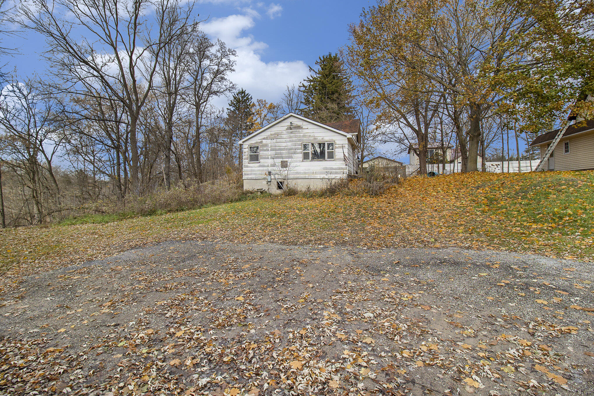 4044 Volney St, Fountain, MI 49410 | Estately 🧡 | MLS# 25058130