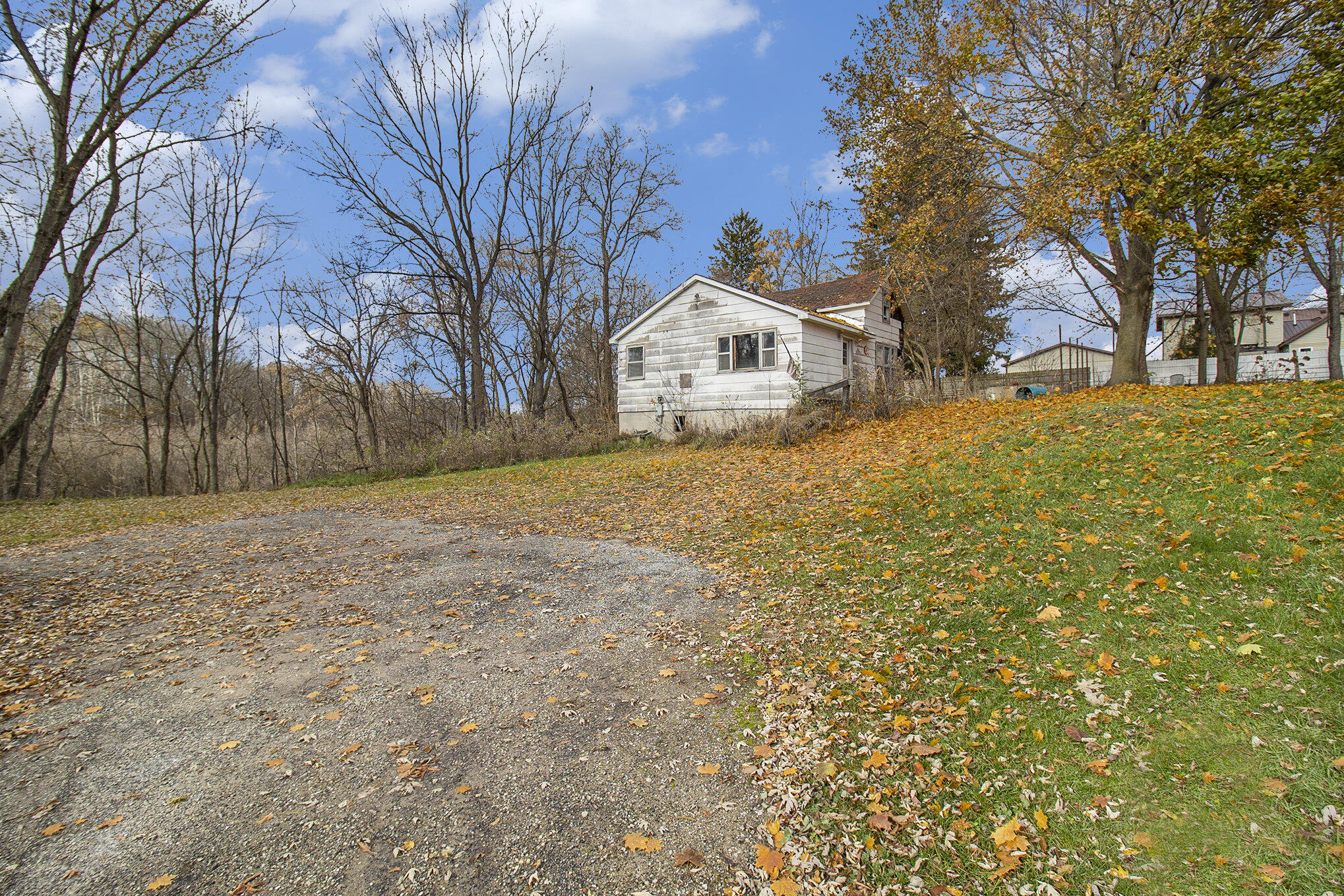 4044 Volney St, Fountain, MI 49410 | Estately 🧡 | MLS# 25058130