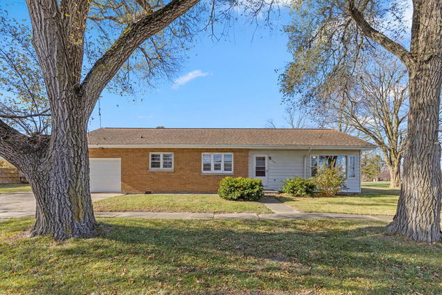 106 S Sixth St St, Carson City, MI 48811 | Estately 🧡 | MLS# 25058803