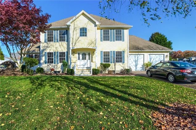 23 Shea, Stonington, CT 06379 | Estately 🧡 | MLS# 170533521