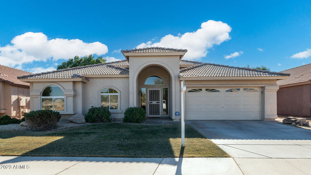 677 W Carter Dr, Tempe, AZ 85282 | Estately 🧡 | MLS# 6642383