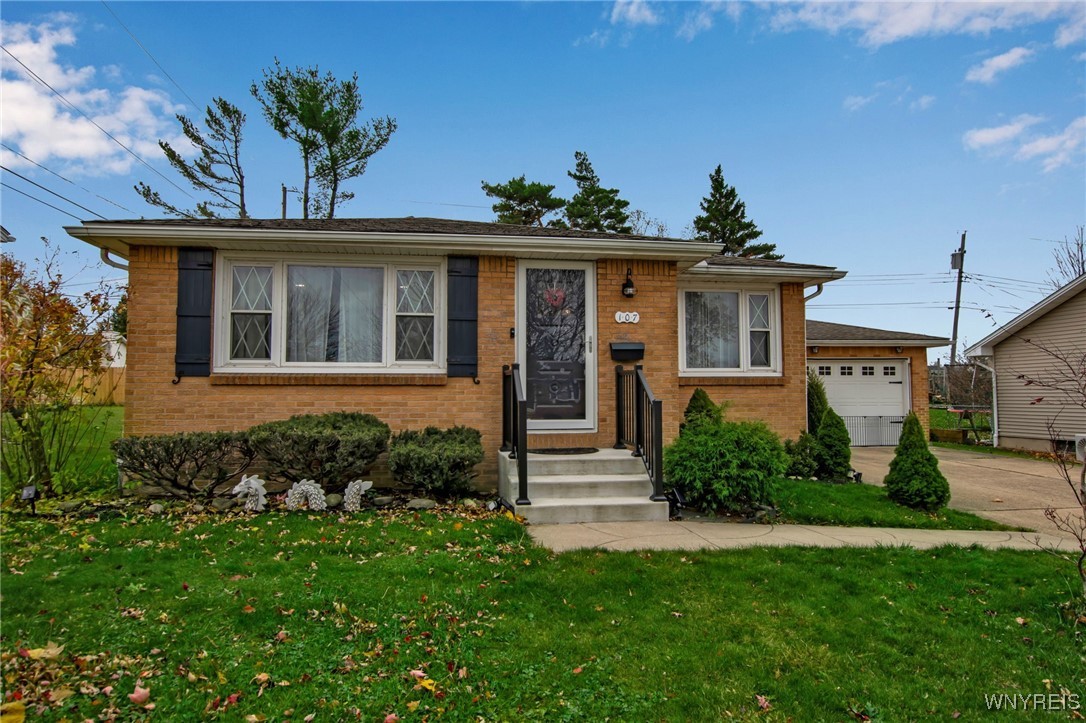 107 Patricia Dr, West Seneca, NY 14224 | Estately 🧡 | MLS# B1651268