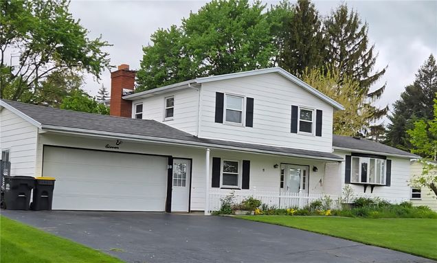 11 Donna Marie Cir, Gates, NY 14606 | Estately 🧡 | MLS# R1609296
