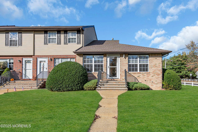 47 Kitty Ct, Brick, NJ 08724 | Estately 🧡 | MLS# 22532557