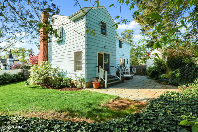 302 Sound Beach Ave, Old Greenwich, CT 06870 | Estately 🧡 | MLS# 113202