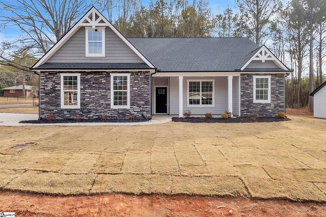 121 Ashley Dr, Piedmont, SC 29673 | Estately 🧡 | MLS# 1575955