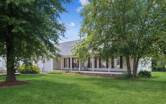 352 Chandler's Ridge, Chatsworth, GA 30705 | Estately 🧡 | MLS# 327315