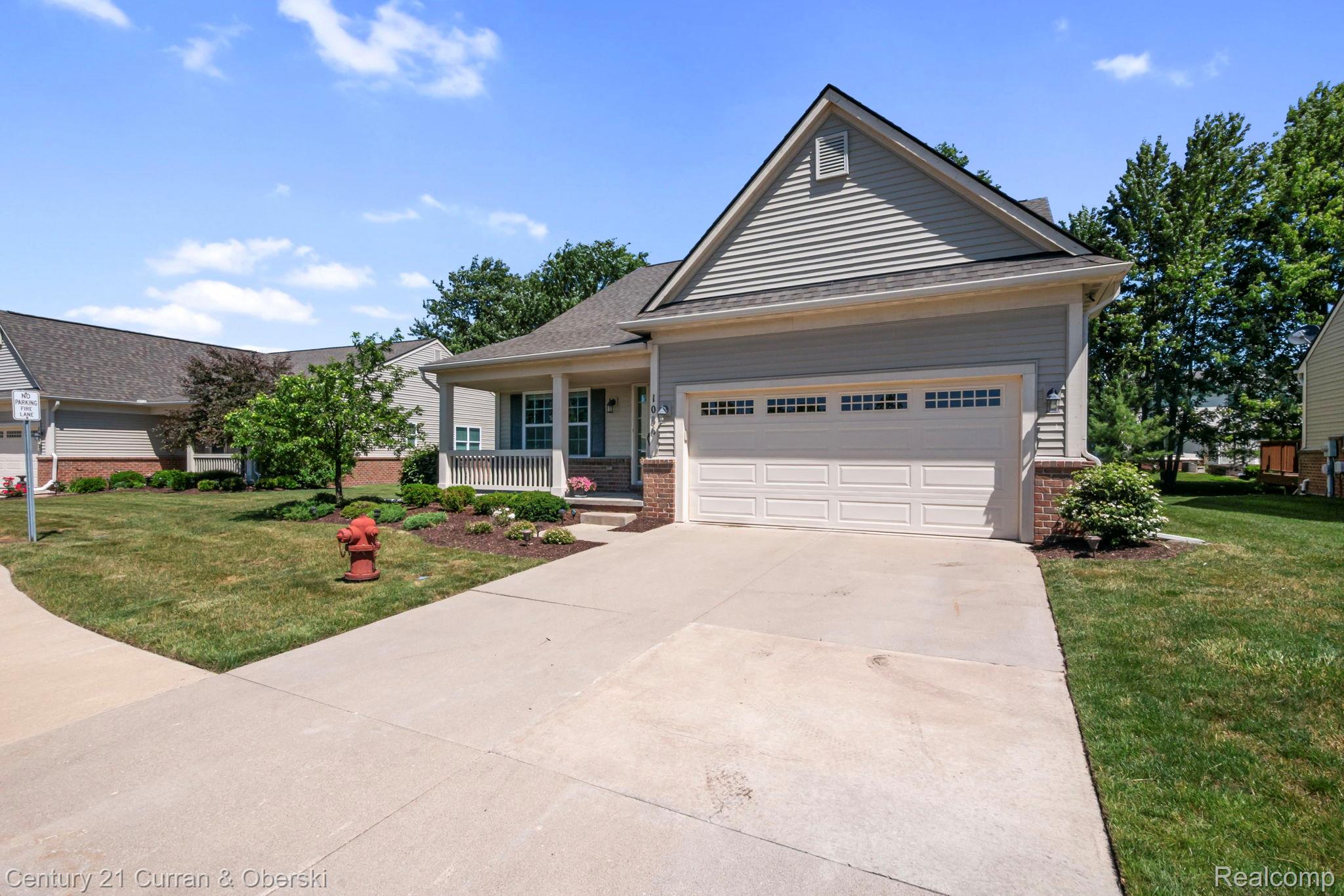 1086 Paddock Dr, South Lyon, MI 48178 | Estately 🧡 | MLS# 20261042996