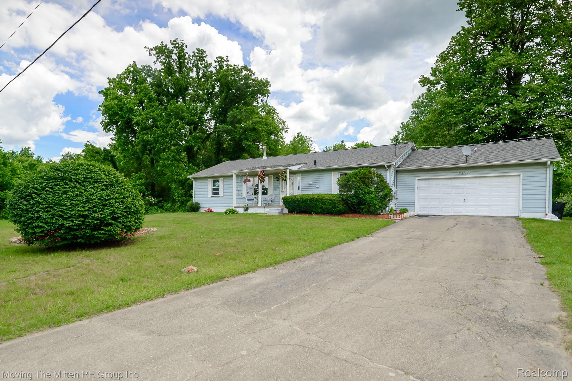 24567 Sherwood Rd, Sumpter Township, MI 48111 | Estately 🧡 | MLS ...